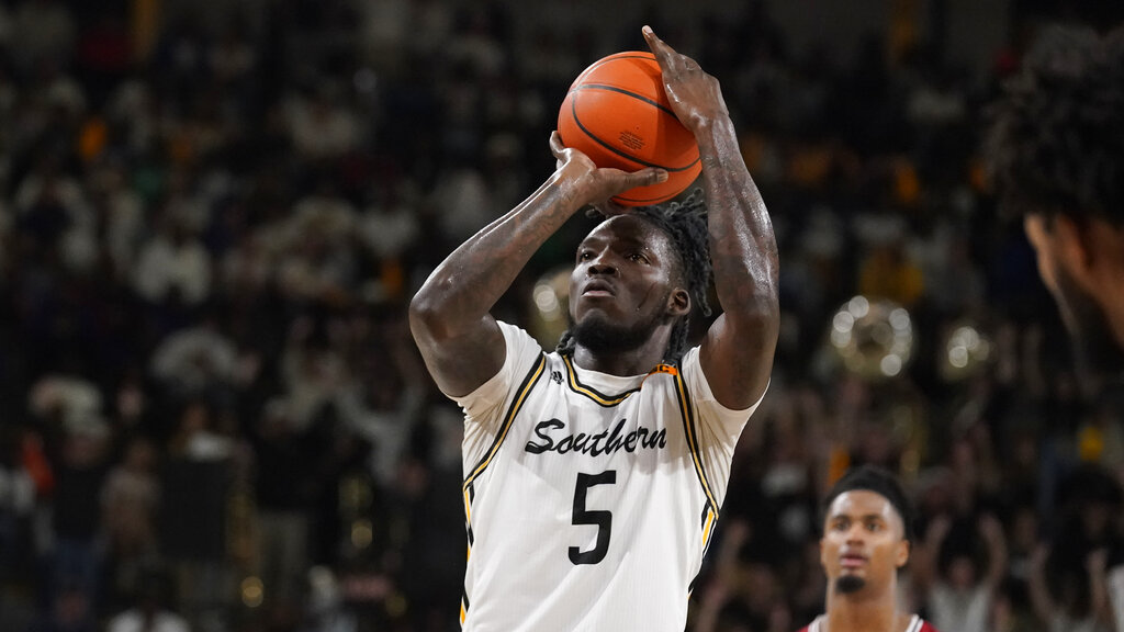 Southern Miss Golden Eagles vs. Purdue Fort Wayne Mastodons College ...